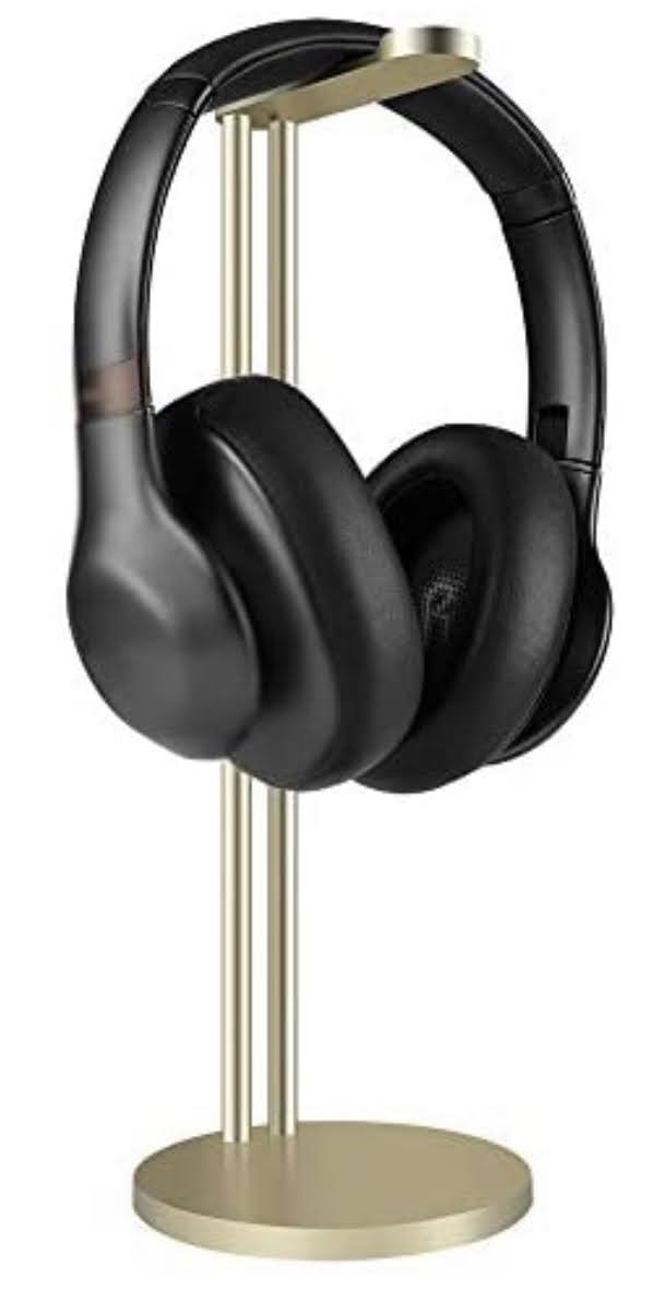 Favourite: Chic Office Gadgets and Gizmos - Curls & Cabernet